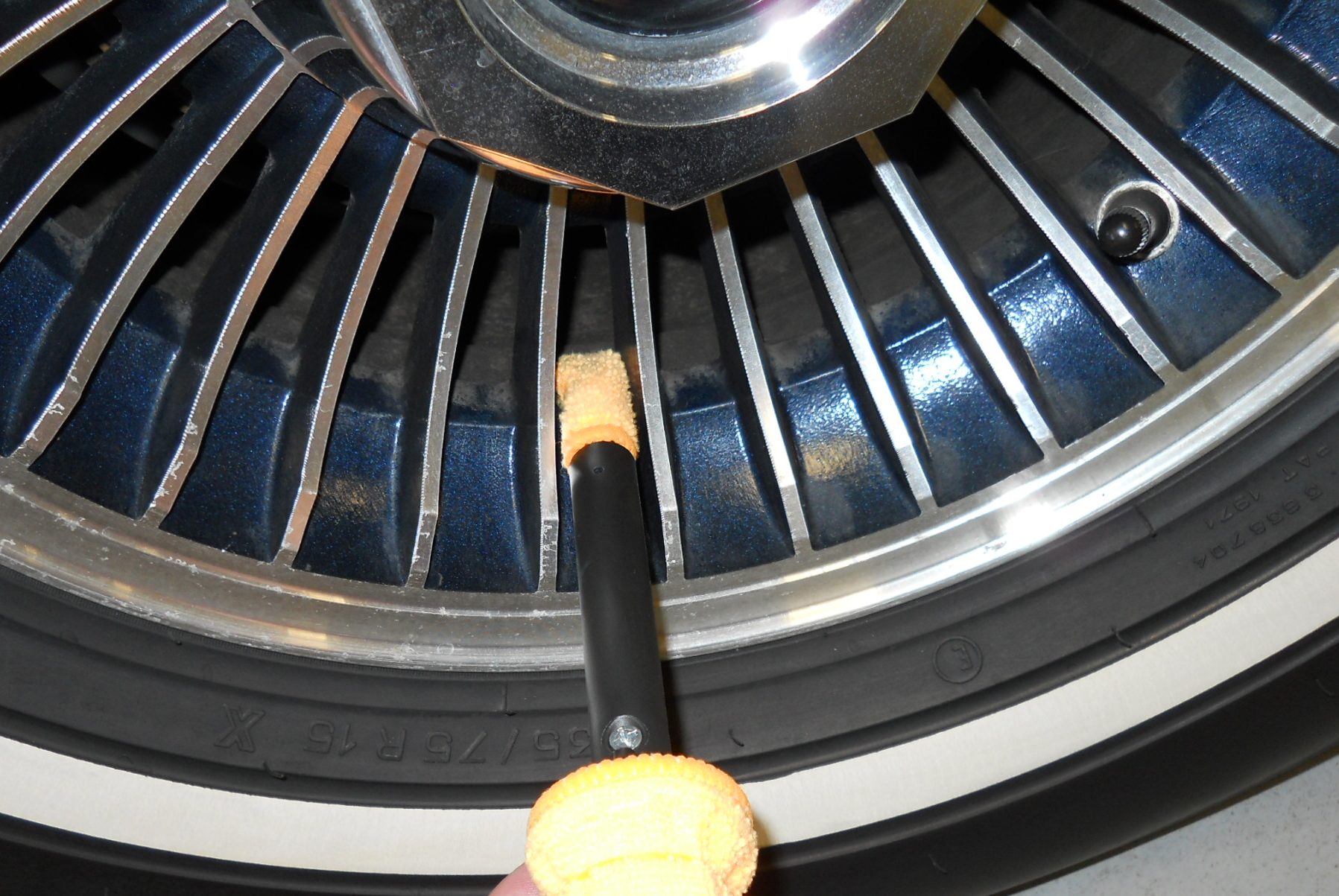 Nut Job Wheel and Spoke Cleaning Tool – ClearShine Products